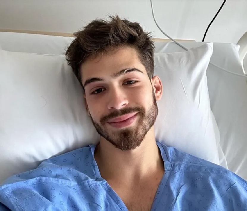 João Guilherme passa por cirurgia e tranquiliza fãs João Guilherme passa por cirurgia e tranquiliza fãs